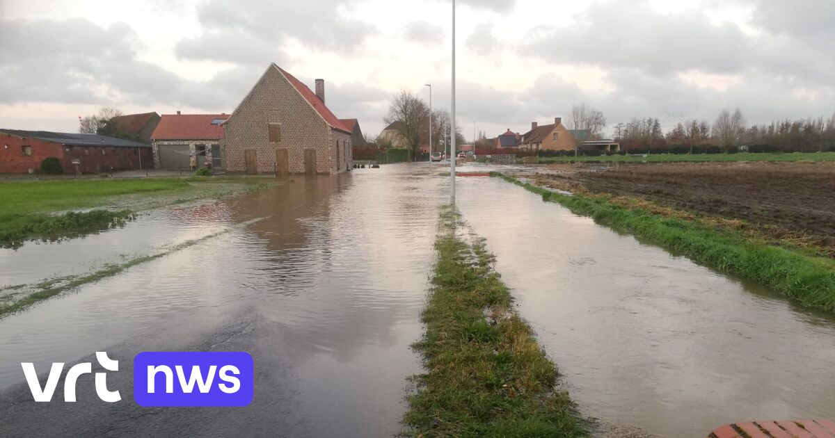 Heavy rain causes flooding in parts of East and West Flanders | VRT NWS ...