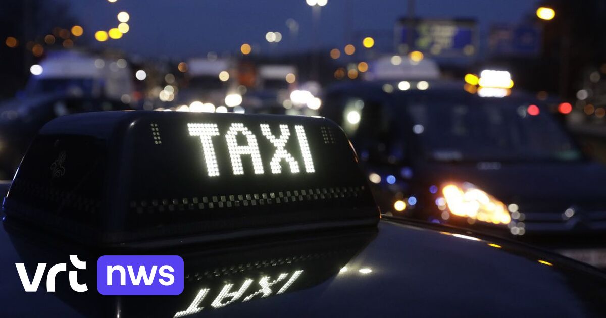 Taxichauffeur uit Wilrijk krijgt 4 jaar cel voor verkrachten klant op achterbank | VRT NWS: nieuws