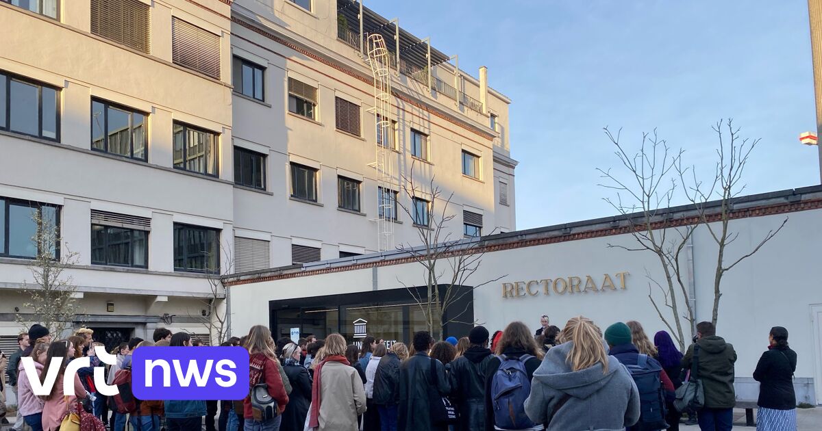 100 personen protesteren aan rectoraat UGent om machtsmisbruik aan te ...
