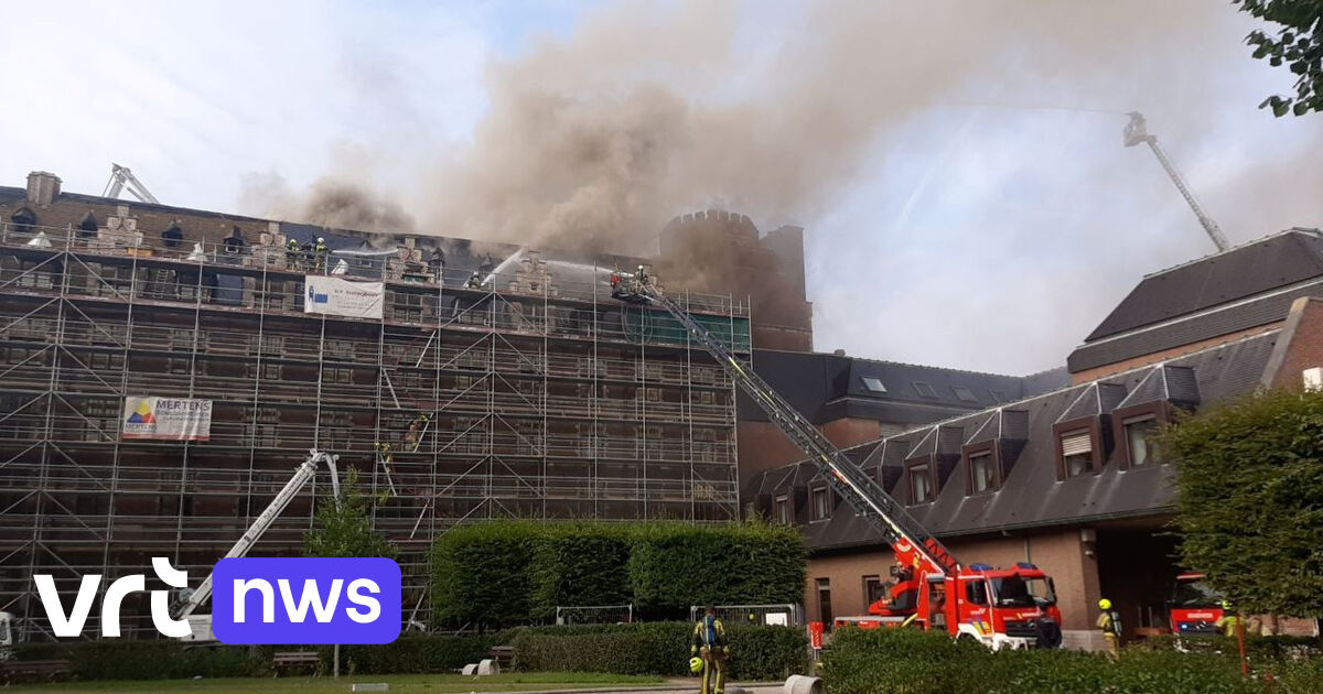 Brand Universiteit Antwerpen vannacht om 3 uur volledig geblust geraakt ...