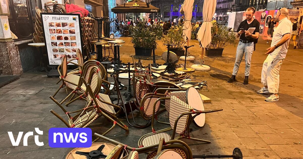 Masked football hooligans run riot in Brussels brasserie | VRT NWS: news