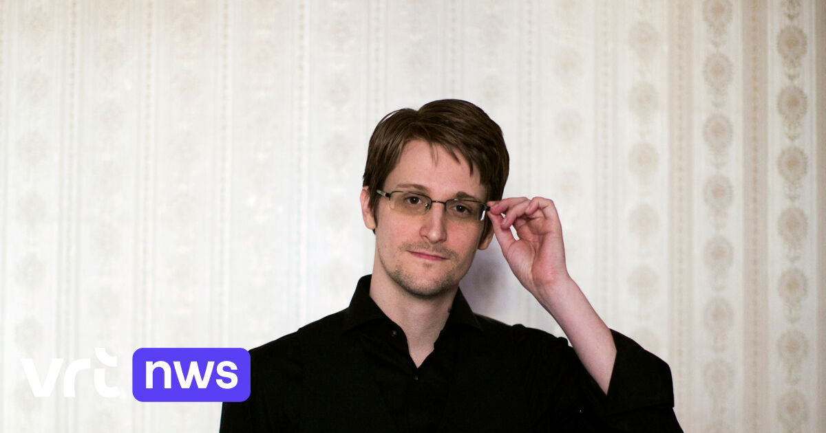 Klokkenluider Edward Snowden krijgt Russisch staatsburgerschap van ...