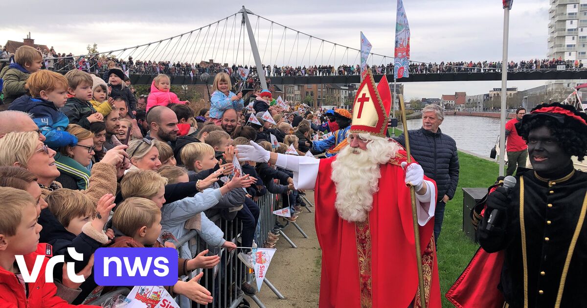 Intrede van de Sint en zijn zwarte pieten in Kortrijk verloopt zonder problemen | VRT NWS: nieuws