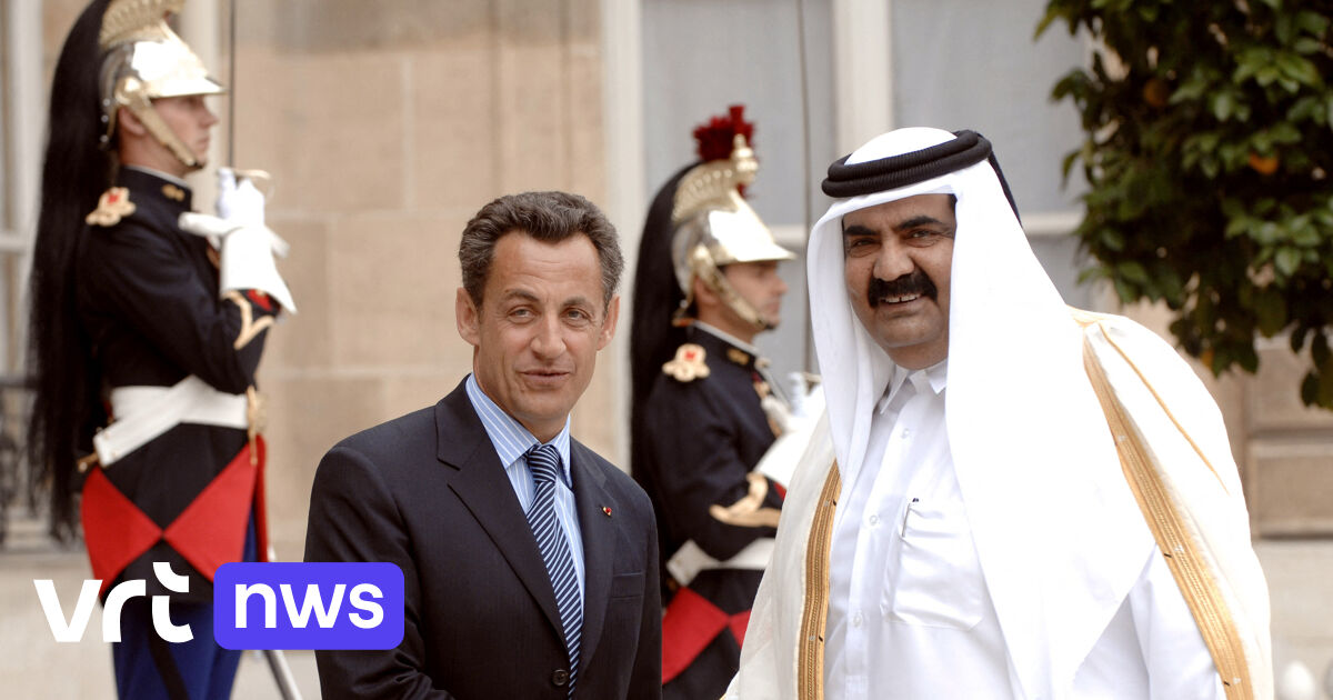Hoe oud-president Nicolas Sarkozy van Frankrijk Qatar mee aan het WK voetbal hielp | VRT NWS: nieuws