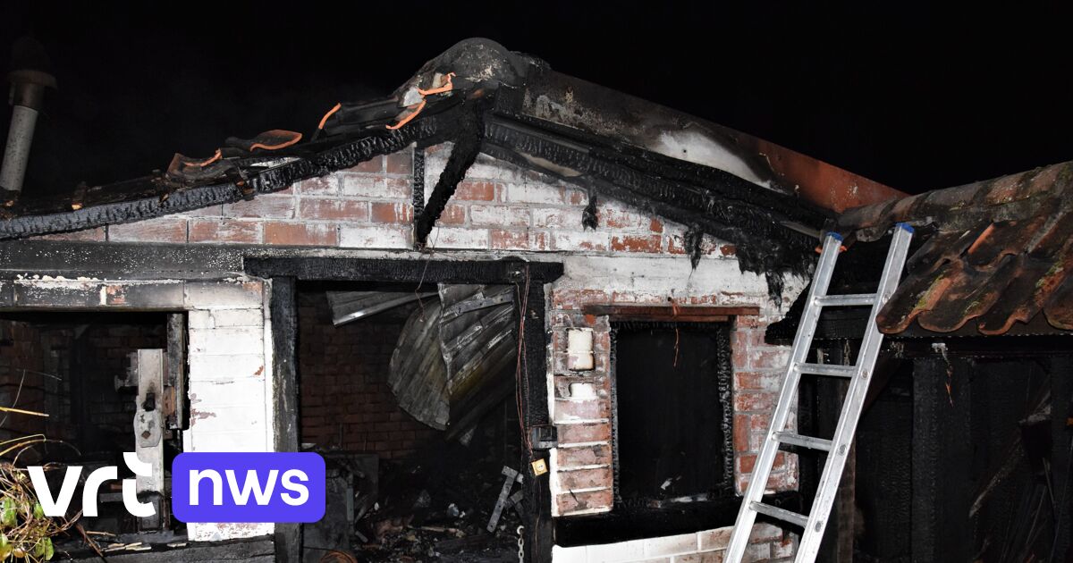 Tuinhuis van "Tuin van de toekomst" in Meulebeke vernield door zware brand | VRT NWS: nieuws