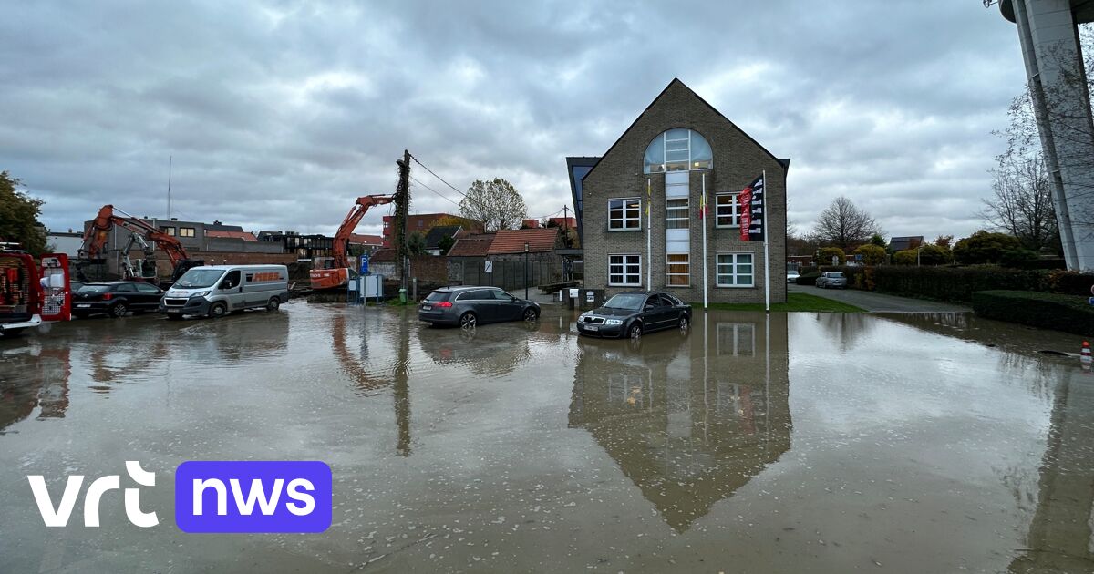 Watertoren Borsbeek loopt leeg na lek: 1 miljoen liter drinkwater gaat ...