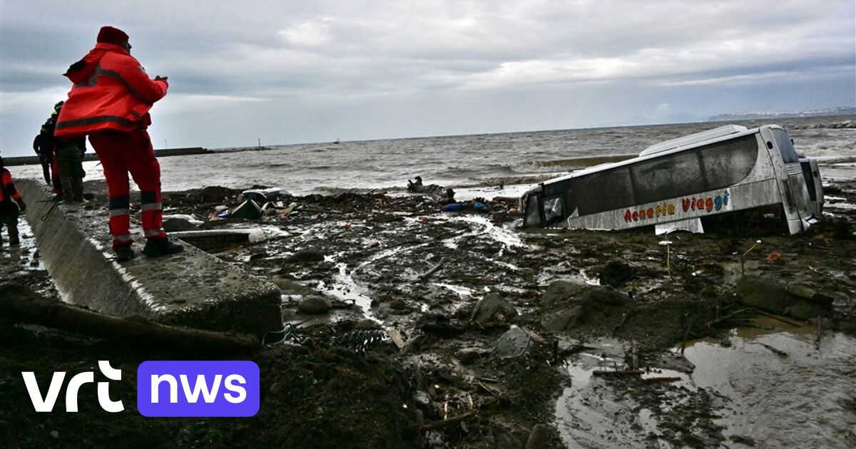Noodweer veroorzaakt aardverschuiving op Italiaans eiland Ischia: tiental vermisten, eerste ...