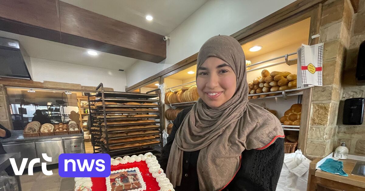 Oosterse bakkerij in Kortrijk verkoopt supporterstaartjes voor ...