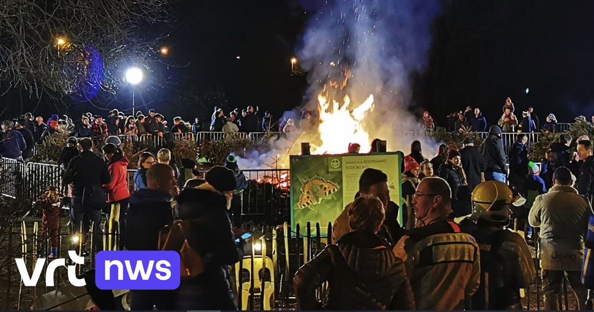 Dorpsraad Nossegem schaft kerstboomverbranding af: "Niet meer van deze ...
