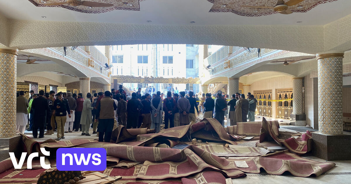 Al meer dan 100 doden na bomaanslag in Pakistaanse moskee, raadsel over ...