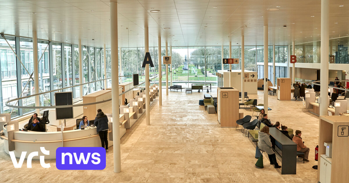 Gloednieuw stadskantoor opent de deuren aan de Zuid in Gent | VRT NWS: nieuws