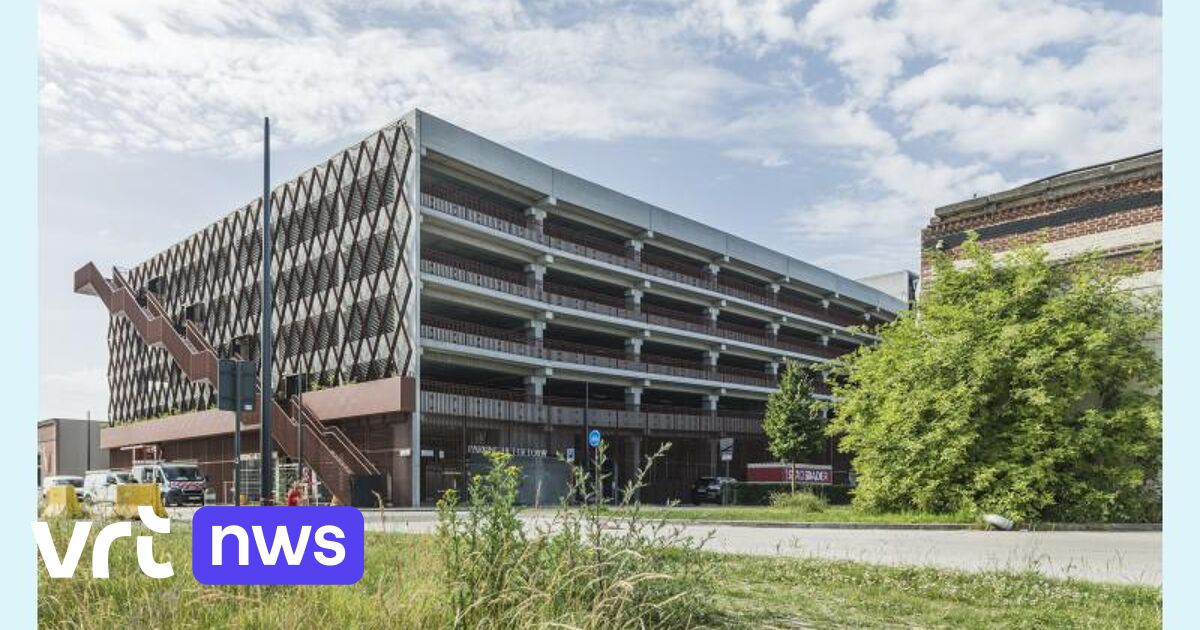 Gent reserveert plaatsen in parkeertoren voor bewoners nieuwe sociale ...