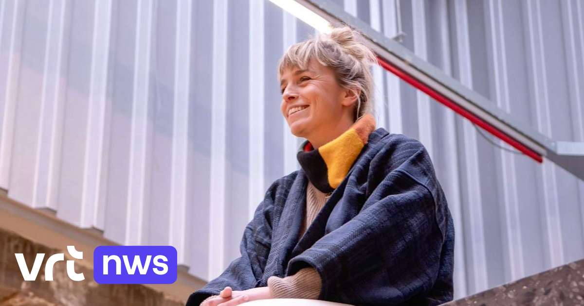 Presentatrice Britt Van Marsenille opent sociale tweedehandswinkel in centrum van Antwerpen ...