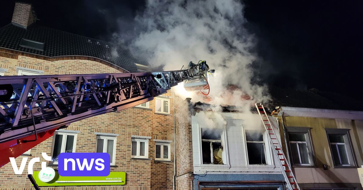 Huis onbewoonbaar na zware brand in Meerhout | VRT NWS: nieuws