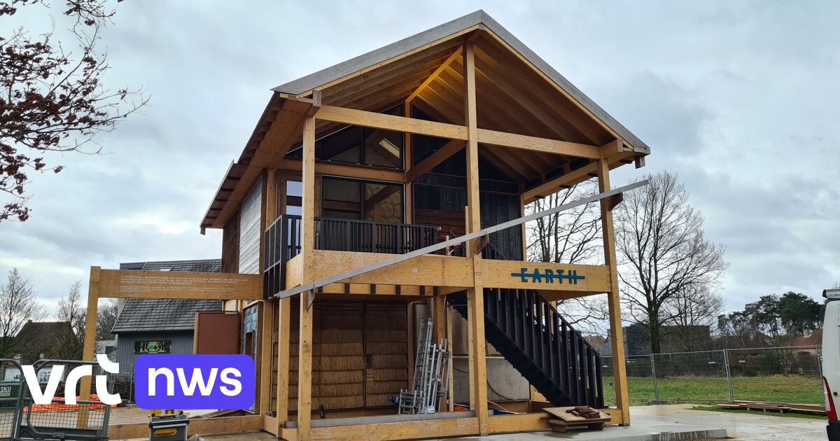 Servies gemaakt van koeienvlaai en keukenblad van eierschalen: Kamp C in Westerlo stelt biohuis ...