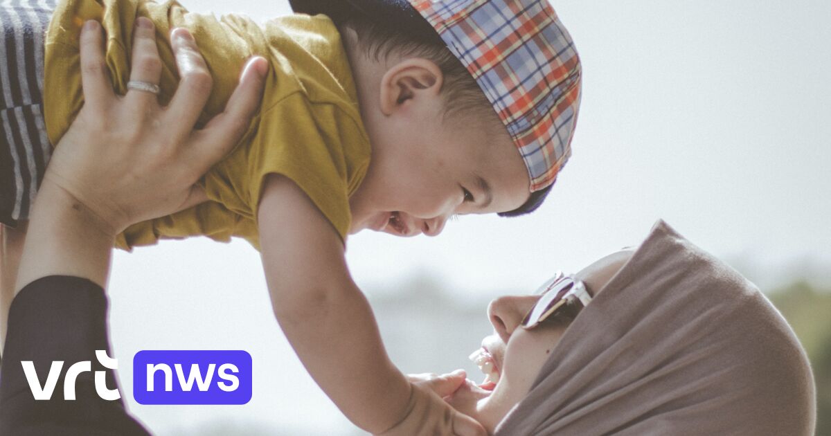 Pleegzorg Vlaanderen wil ouderschapsverlof voor pleegouders: “Absurd ...