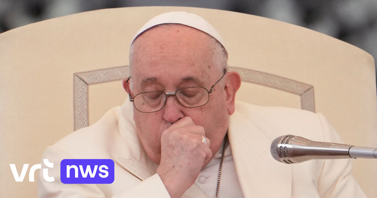 Paus Franciscus zal niet deelnemen aan de Kruisweg in Rome "omdat het ...