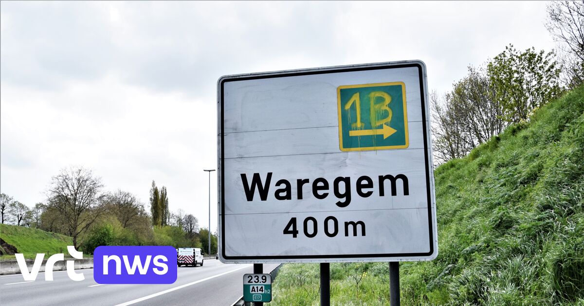 Kortrijksupporters lachen met fans van Zulte-Waregem: "Afrit nemen naar ...