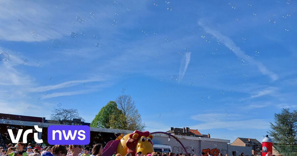 Sint-Pieters-Leeuw laat kinderen bellen blazen in plaats van rook ...