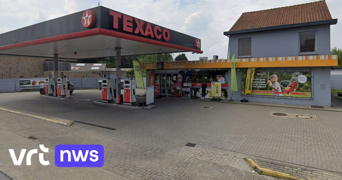 Inbrekers klimmen op dak van tankstation in Maasmechelen om aan politie ...