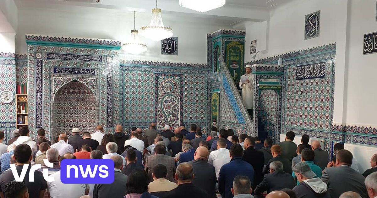 Turkse moskee in Berchem wil erkenningsaanvraag weer intrekken | VRT ...