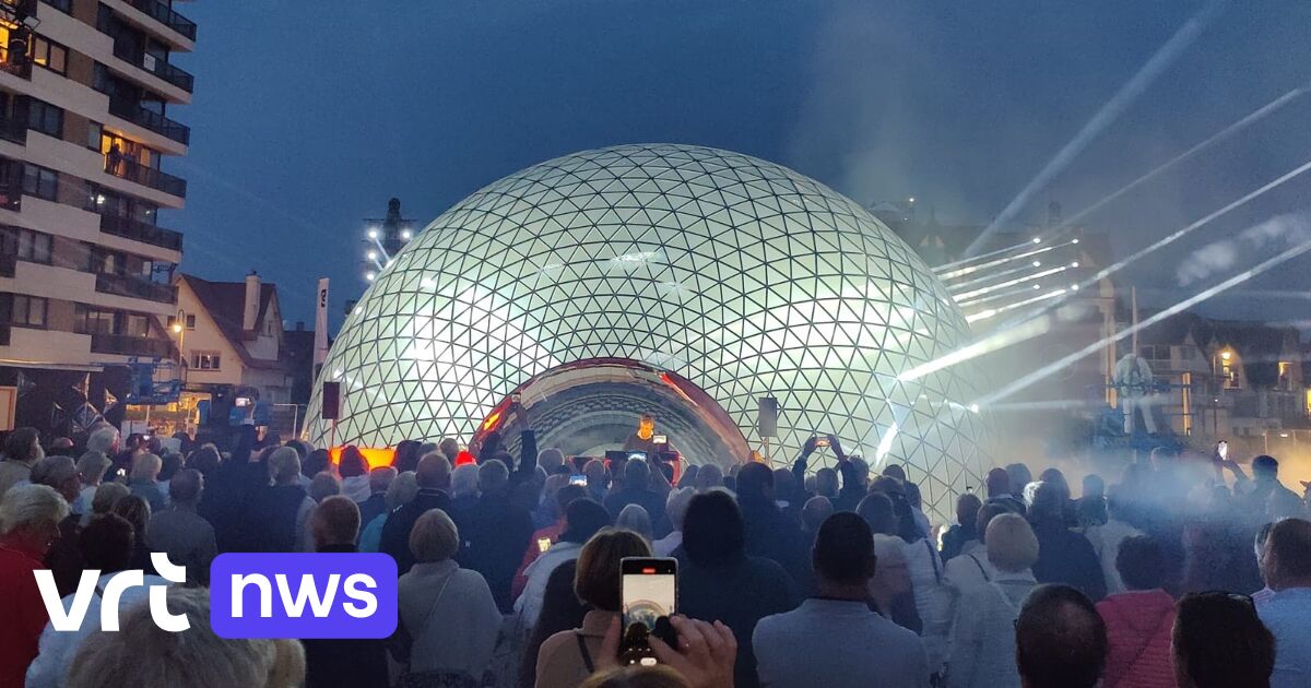Knokke-Heist onthult glazen koepel op vernieuwde Albertplein | VRT NWS ...