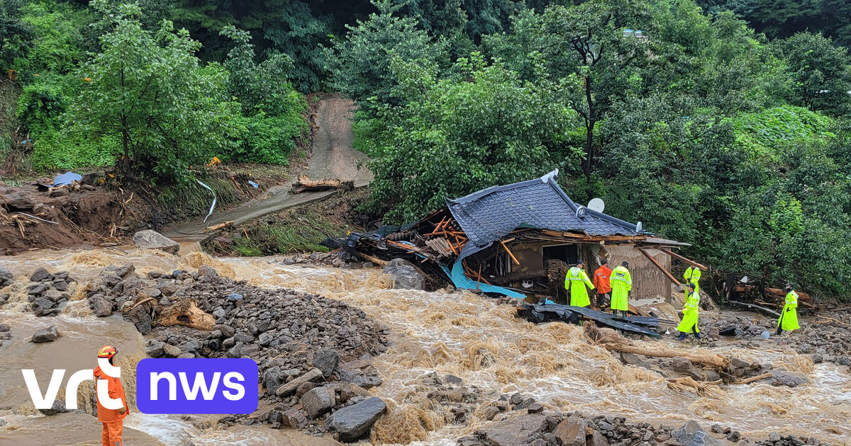Zeker 22 doden en duizenden geëvacueerden door zware overstromingen in ...