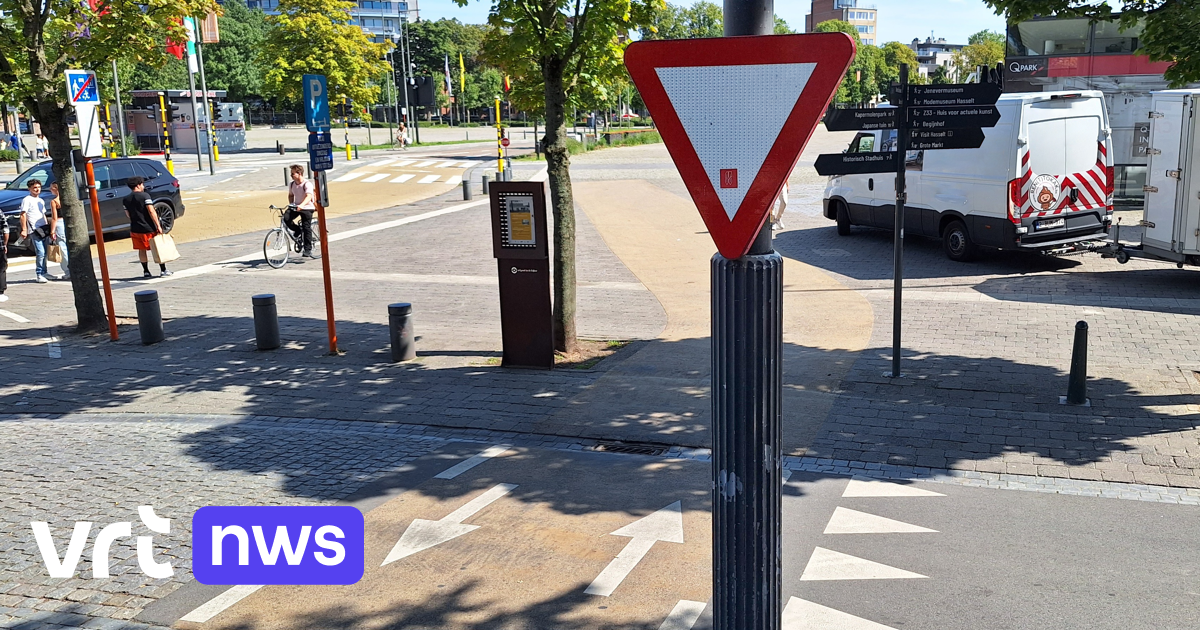 “Wie heeft hier nu voorrang?”: Verkeersbord in Hasselt veroorzaakt verwarring | VRT NWS: nieuws