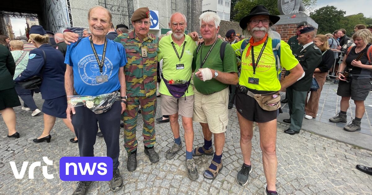 Wandelaars gehuldigd die al 50 edities meewandelen met Vierdaagse van ...