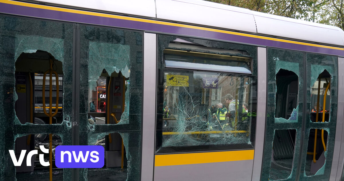34 mensen opgepakt in Dublin na rellen die volgden op mesaanval ...