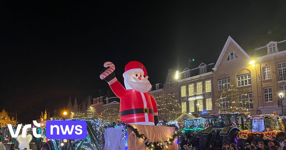 Kerstparade met versierde tractors trekt door Ieper | VRT NWS Nieuws