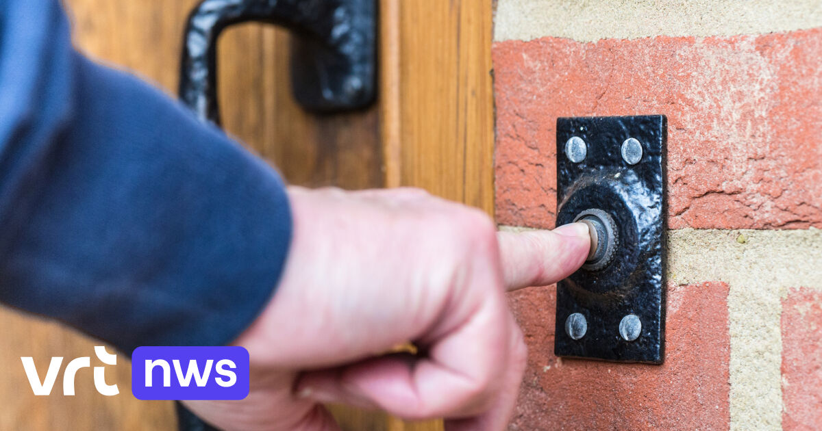 Kijk uit voor dieven die zich voordoen als iemand van de bank of ...