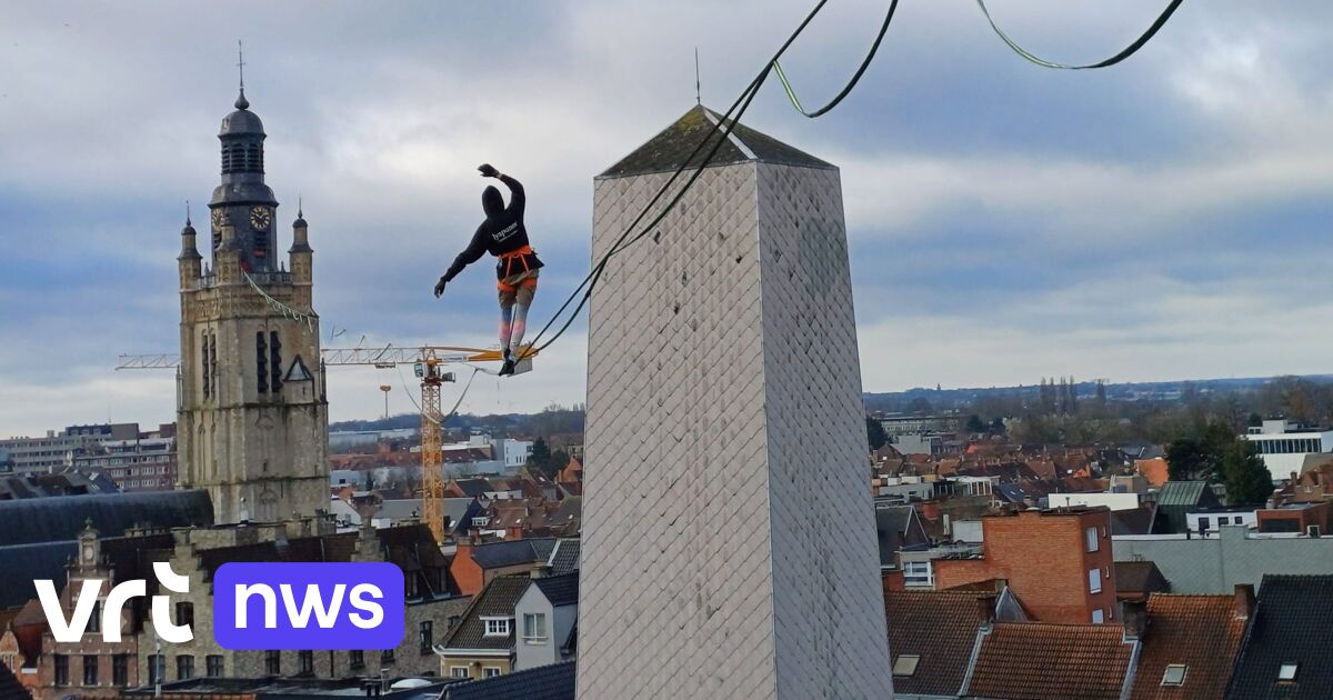 Koorddansers op 40 meter boven de grond voor 10e verjaardag ARhus in ...