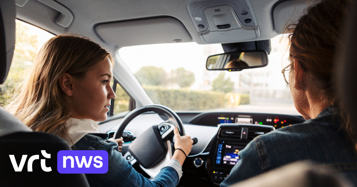 Van plan om je kind rijles te geven? "Nieuwe regels zijn nog ...
