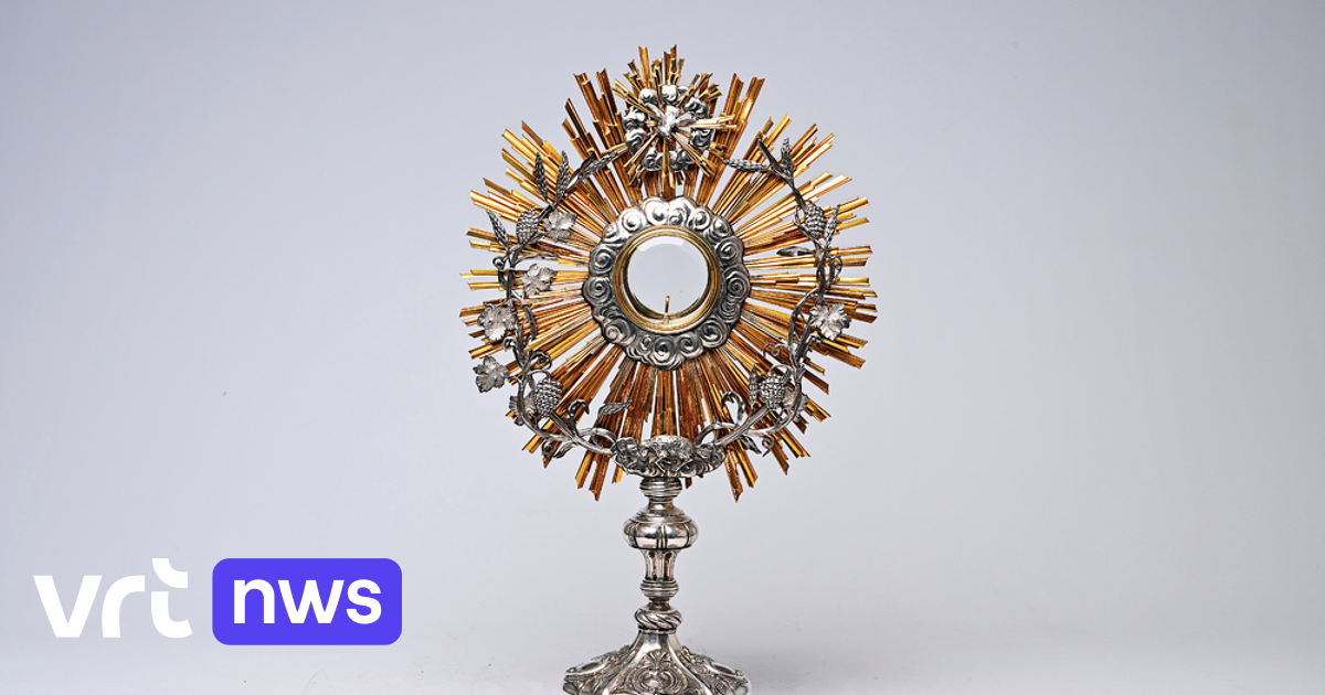 Zilveren monstrans die 40 jaar geleden verdween uit Sint ...