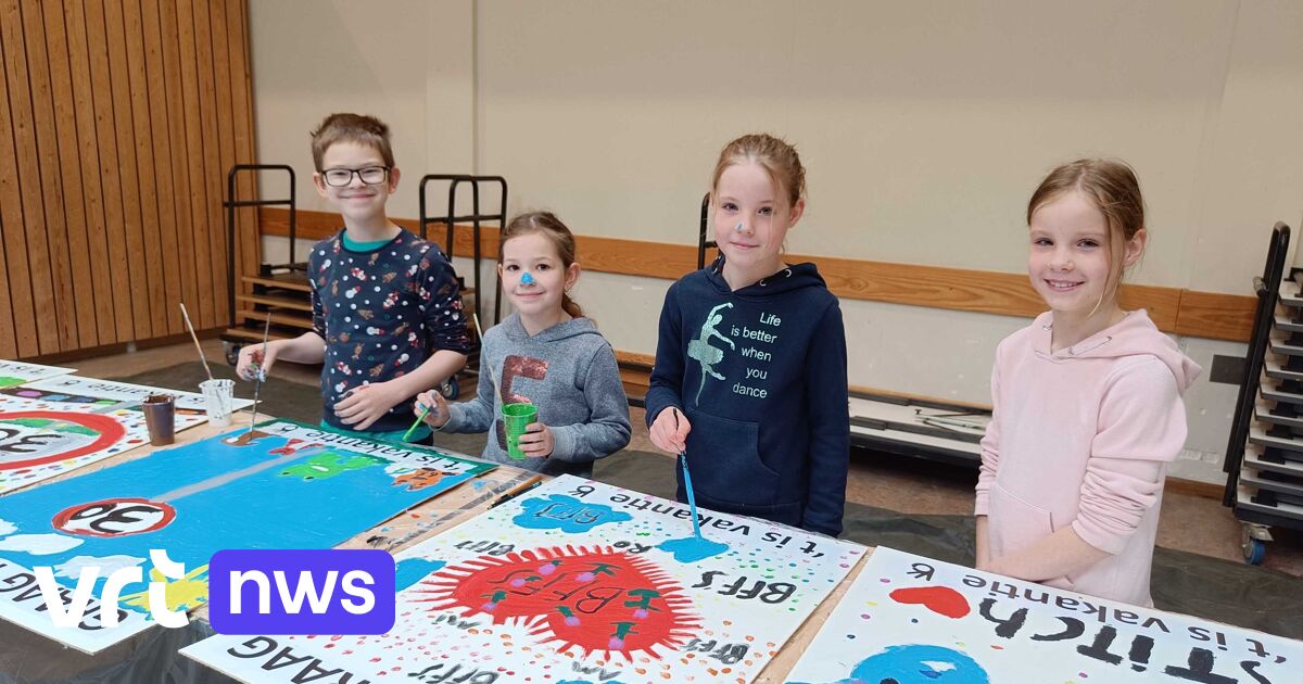 Peltse kinderen schilderen Graag Traag-borden voor meer verkeersveiligheid | VRT NWS: nieuws