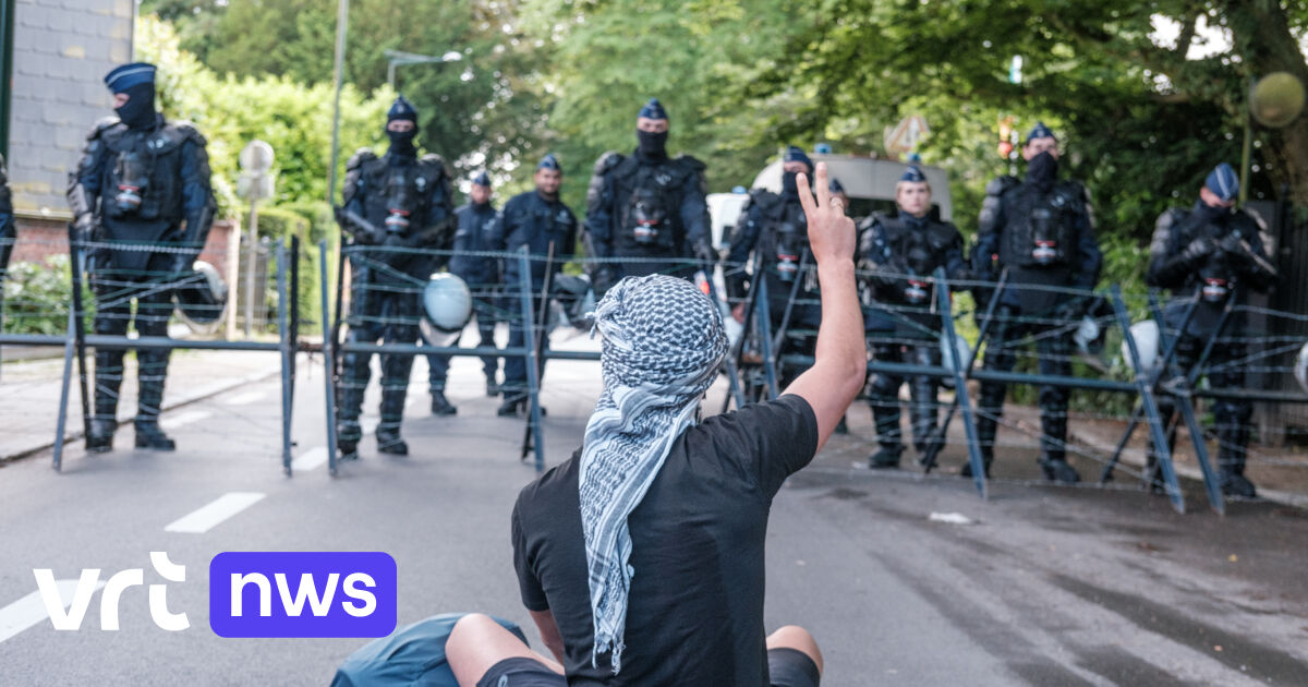 Collectieve klacht van 5 mensen tegen burgemeester Ukkel en politie na geweld tegen betogers aan ...