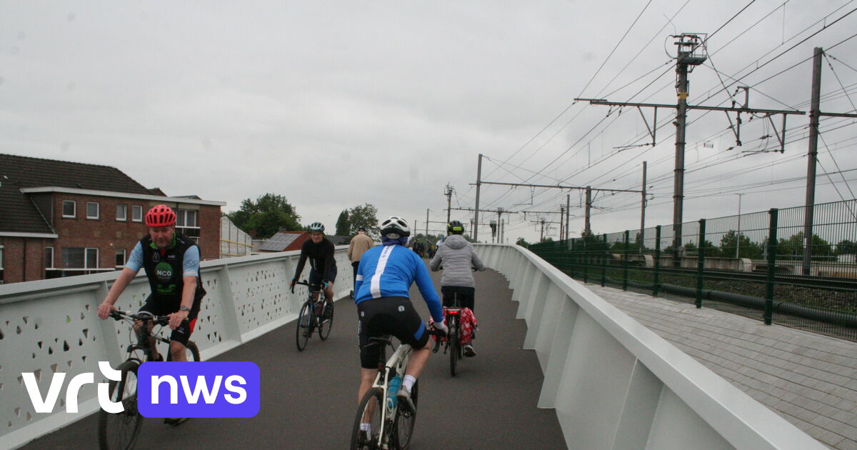 Nieuwe fietsbrug geopend in Sint-Niklaas: "Vernoemd naar 1 van eerste vrouwelijke wielrensters ...