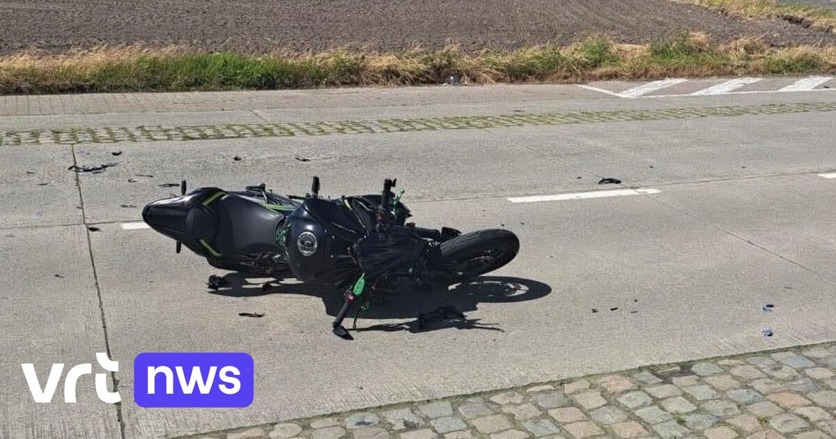 Motorrijder zwaargewond bij ongeval in Koekelare | VRT NWS: nieuws