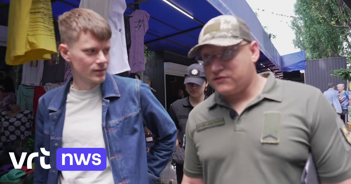 Marijn Trio gaat mee met rekruteringsofficier op straat in Kiev: "Ze ...