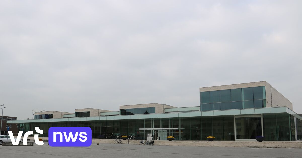 Stadsbestuur Lommel trekt meerjarenplan in na fout van 10 miljoen euro ...