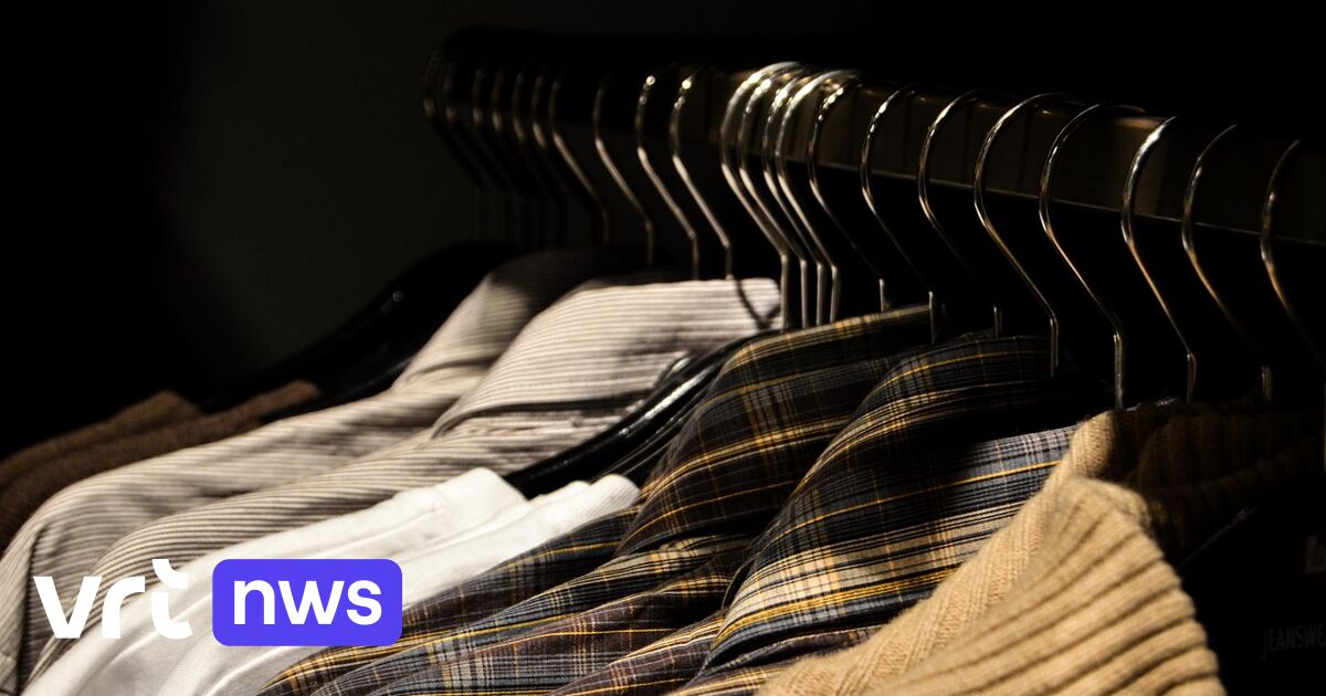 Why do new clothes sometimes smell? | VRT NWS: news