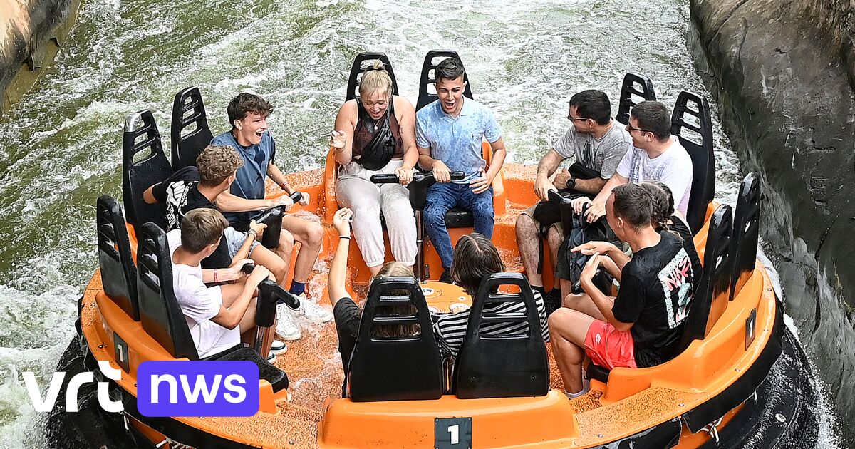 Paniek bij wildwaterbaan 'Radja River' in Walibi, een bezoeker belandt ...