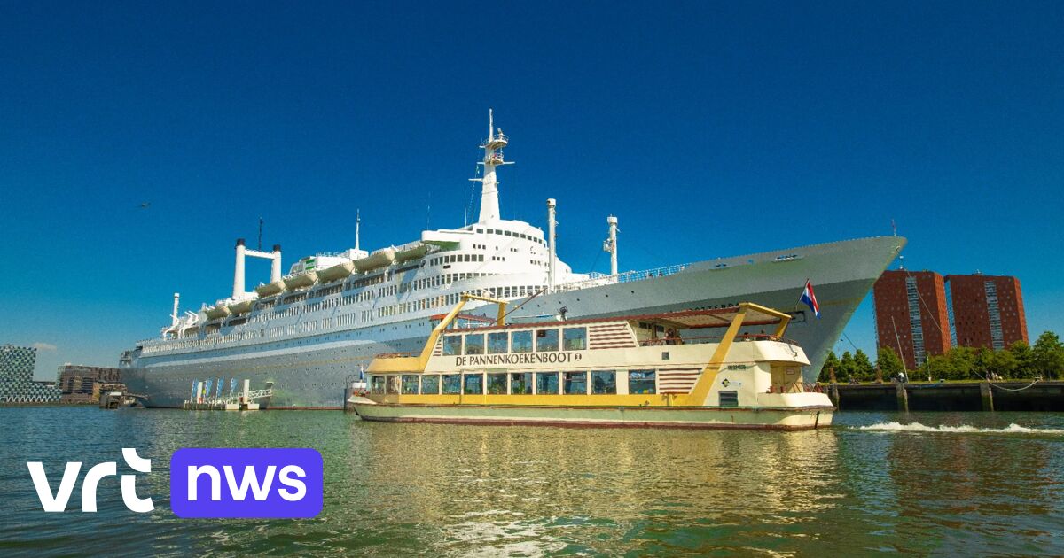 Rotterdamse pannenkoekenboot vaart tegen de kade: verschillende ...