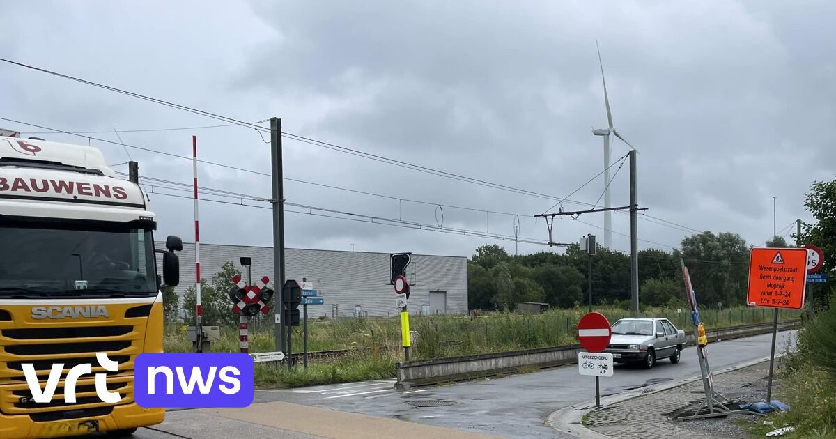 Rechter beslist: Lokeren mag eenrichtingsverkeer aan grens met Zele behouden | VRT NWS: nieuws