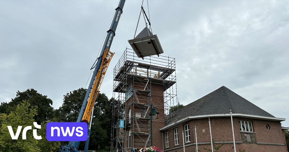 Toren van bekende Torengebouw in Heist-op-den-Berg teruggeplaatst na ...