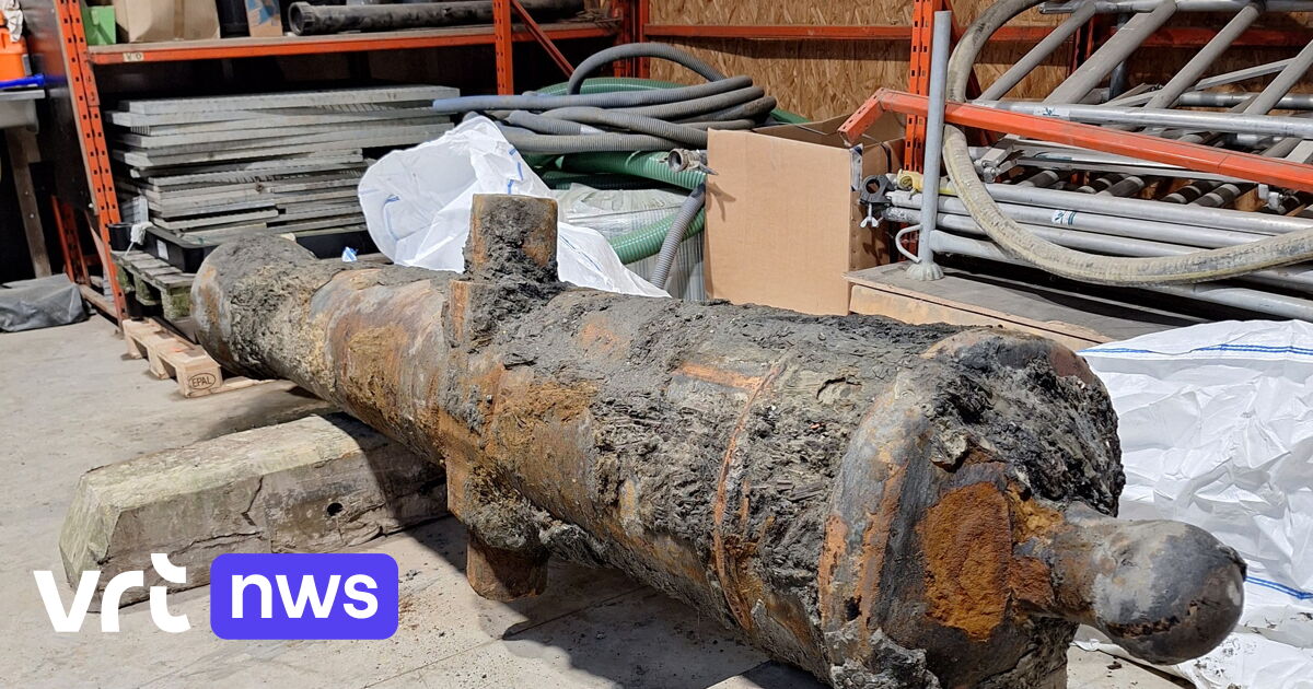 Kanon uit tijd van Napoleon gevonden bij graafwerken Scheldetunnel ...