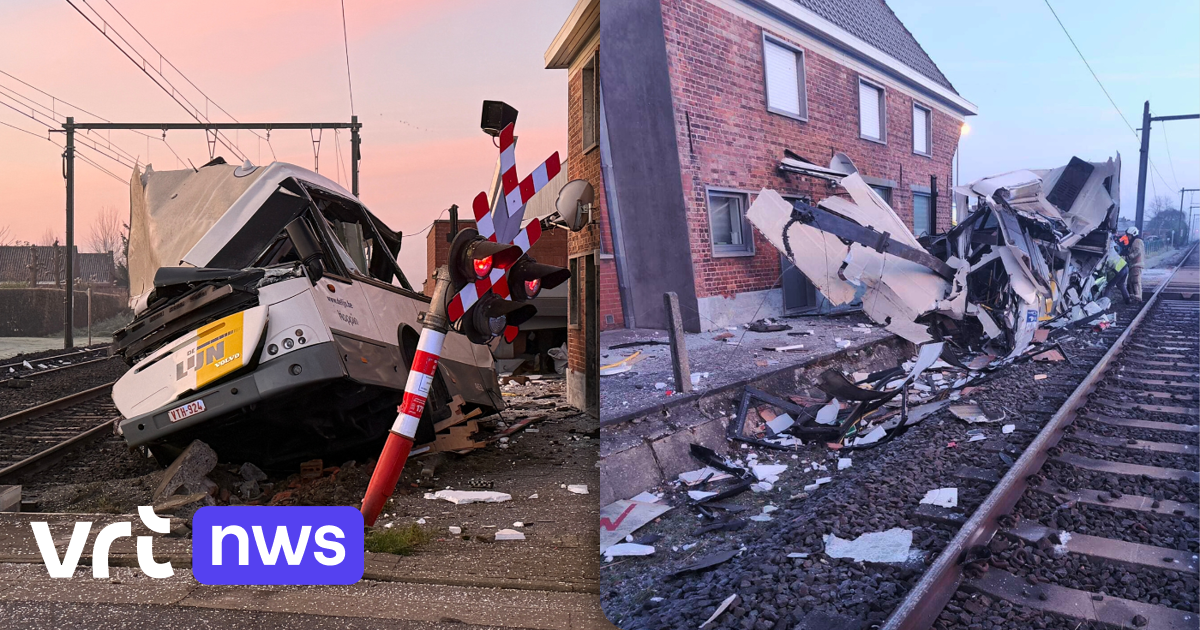 VIDEO: Zug rammt Bus am Bahnübergang in Veldegem (Westflandern) | VRT ...
