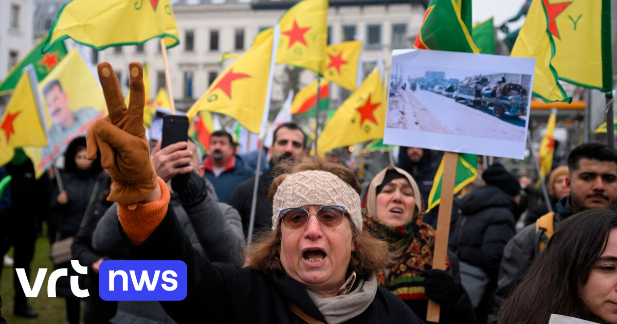Koerdische beweging boos om verbod op vlaggen tijdens Gentse betoging: "Bestuur buigt onder ...