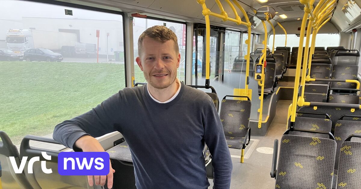 Giovanni is schooldirecteur in Anderlecht, maar op zaterdag rijdt hij ...